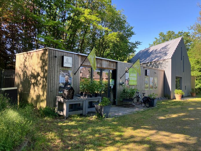 Vernieuwend duurzaam voedsel in onbemande kiosk Grootstal: ‘Je stemt ...