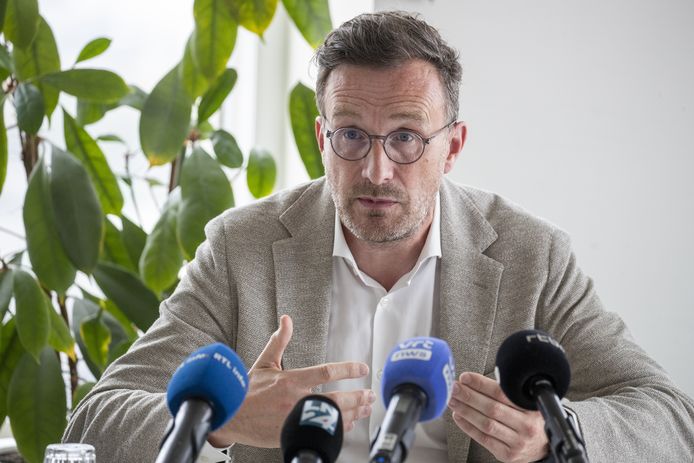 PORTRET. Pascal Smet, de gebuisde toppoliticus die het vertikt om ...