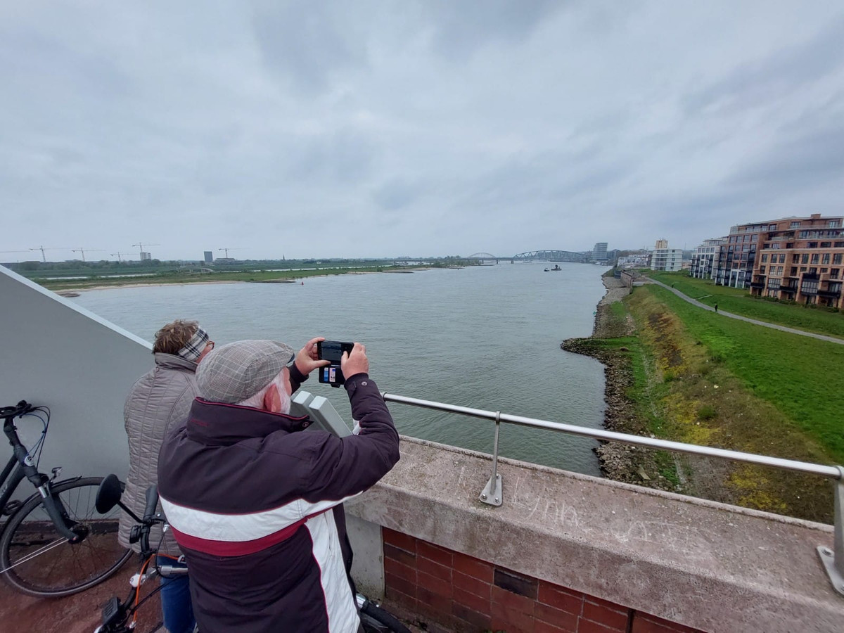 Varend gigabeeld van Gerard Philips trekt veel bekijks; ‘Ik vind dit ...