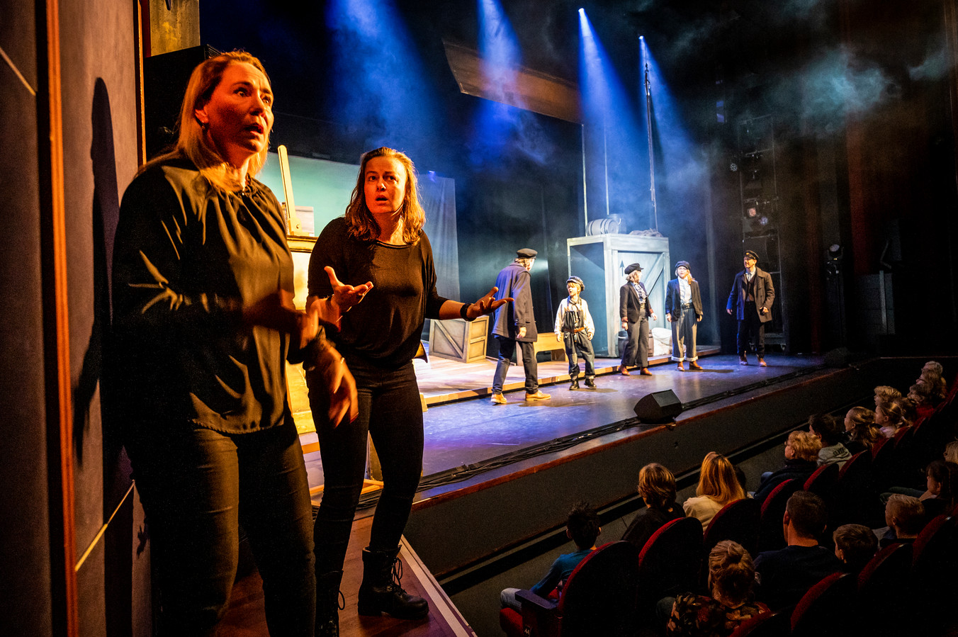 Merlin is tolk voor doven- en slechthorenden: ‘In de gevangenis, op ...