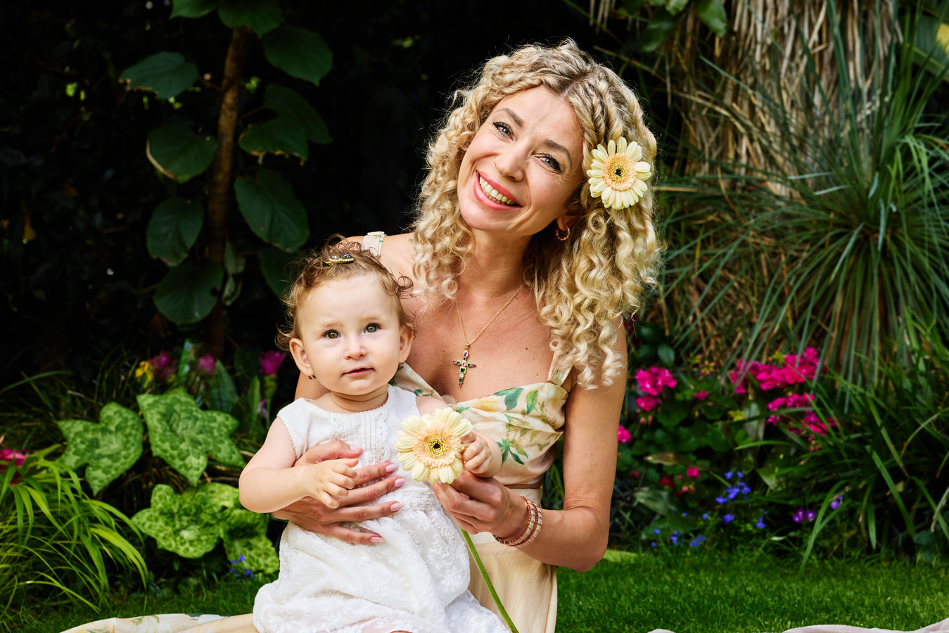 ‘The Sky is the Limit’-sterren Harry en Olga zijn één jaar papa en mama ...