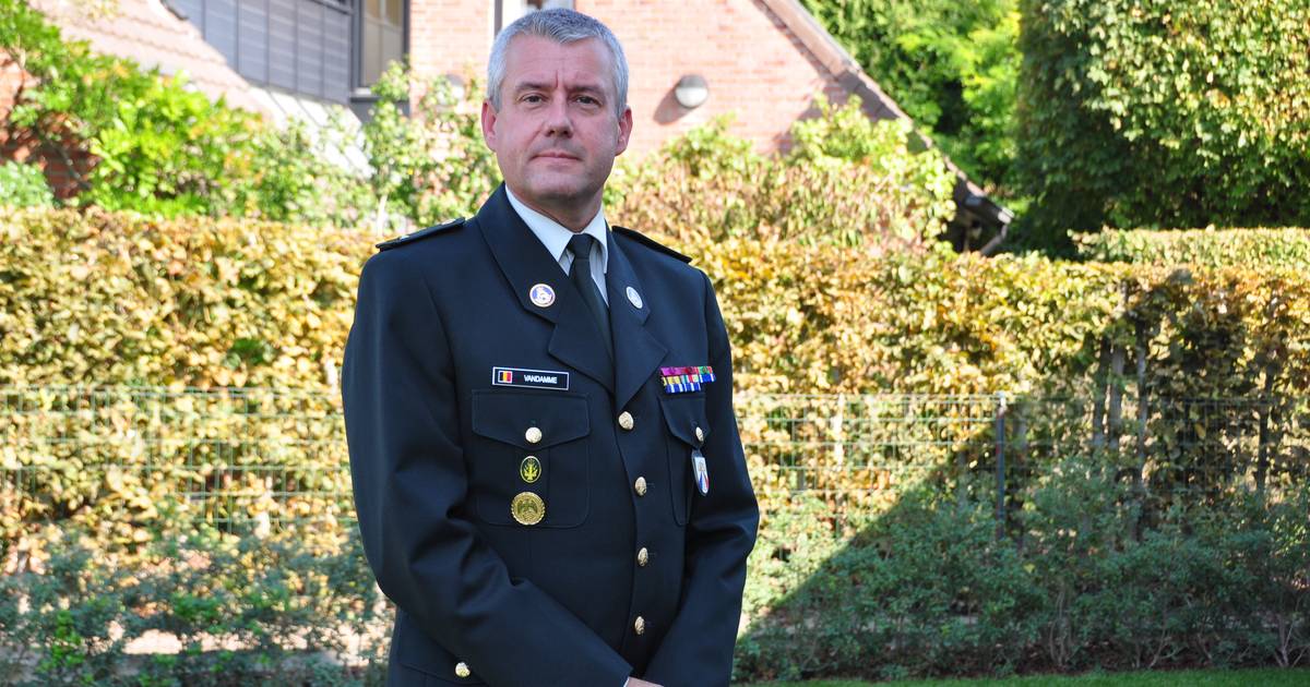 Waregemnaar is nieuwe korpscommandant van legereenheid die alle ...