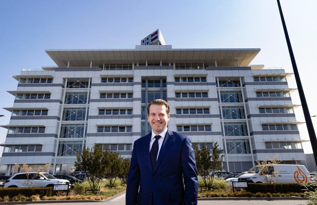 VDL-topman: computerkraak kost miljoenen; of losgeld is betaald laat ...