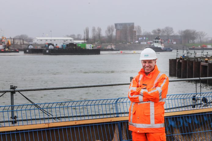 Vijf jaar werkte Alex aan nieuwe tunnel, afzinken is voor hem bijzonder ...