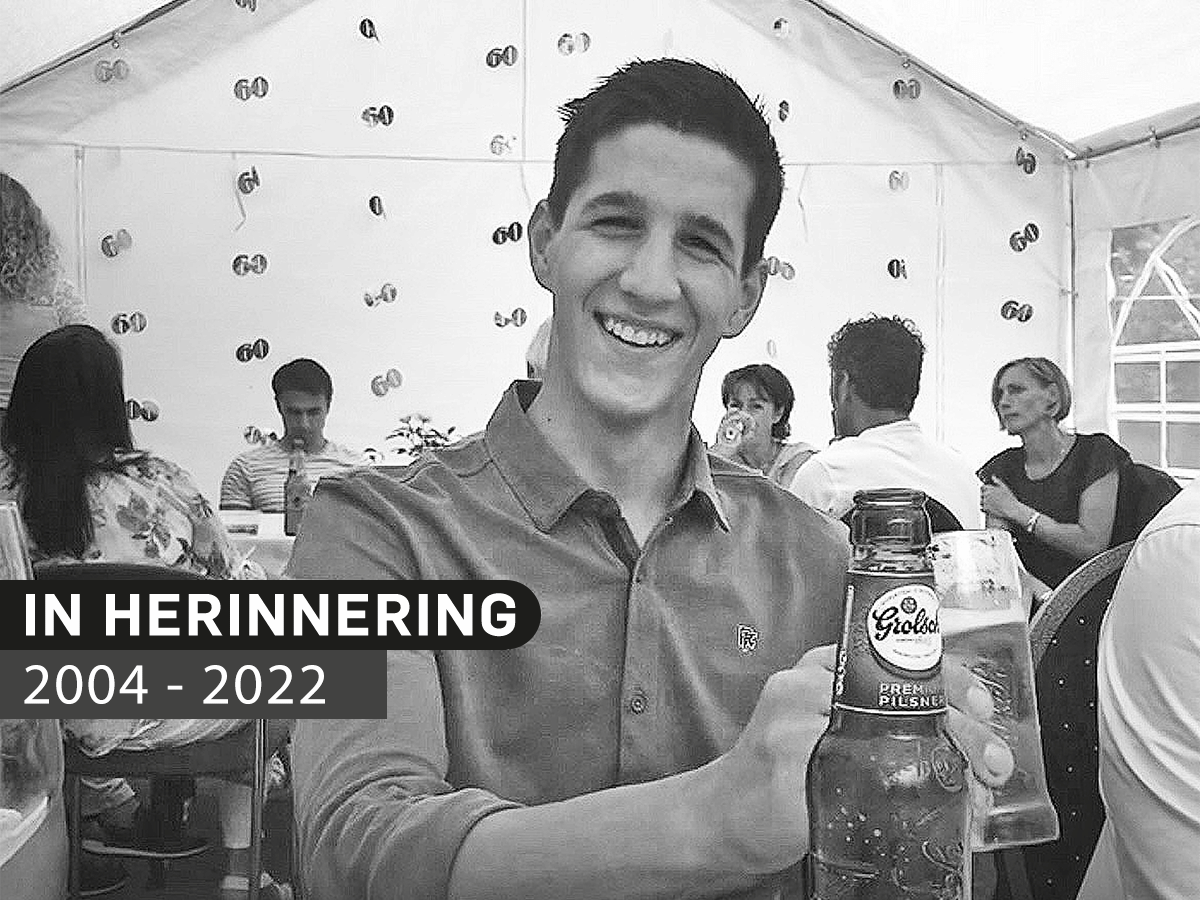 Familie deelt puzzelstukjes uit met portret van verongelukte Stef (18 ...