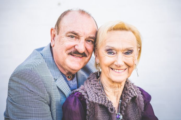 Hugo reageert voor het eerst op overlijden Nicole: “Ik voel me zo leeg” | Nicole van 'Nicole en ...