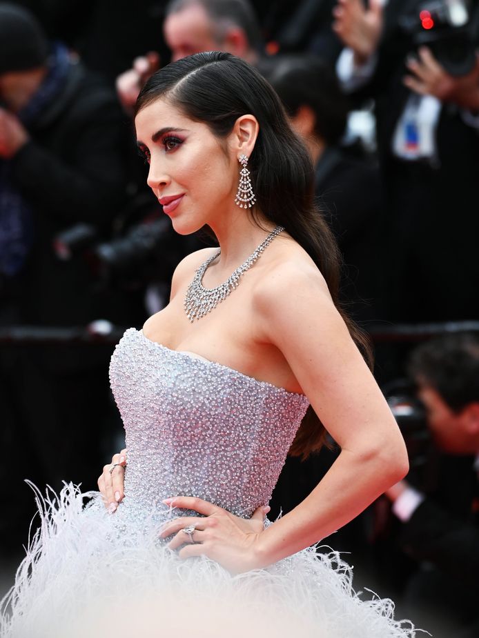 Cannes : stars de cinéma et influenceurs foulent le prestigieux tapis ...