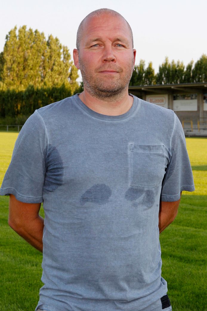 KFC Gavere-Asper stelt Jürgen De Smet als nieuwe T1 aan: “Eindronde halen zou heel leuk zijn ...