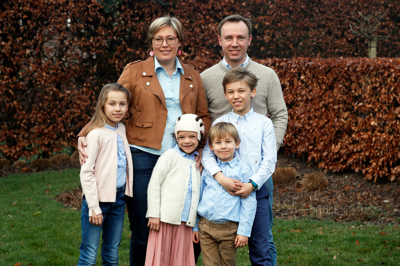 Lennard Corne maakt straf tv-debuut als kleinzoon van Gene Bervoets ...