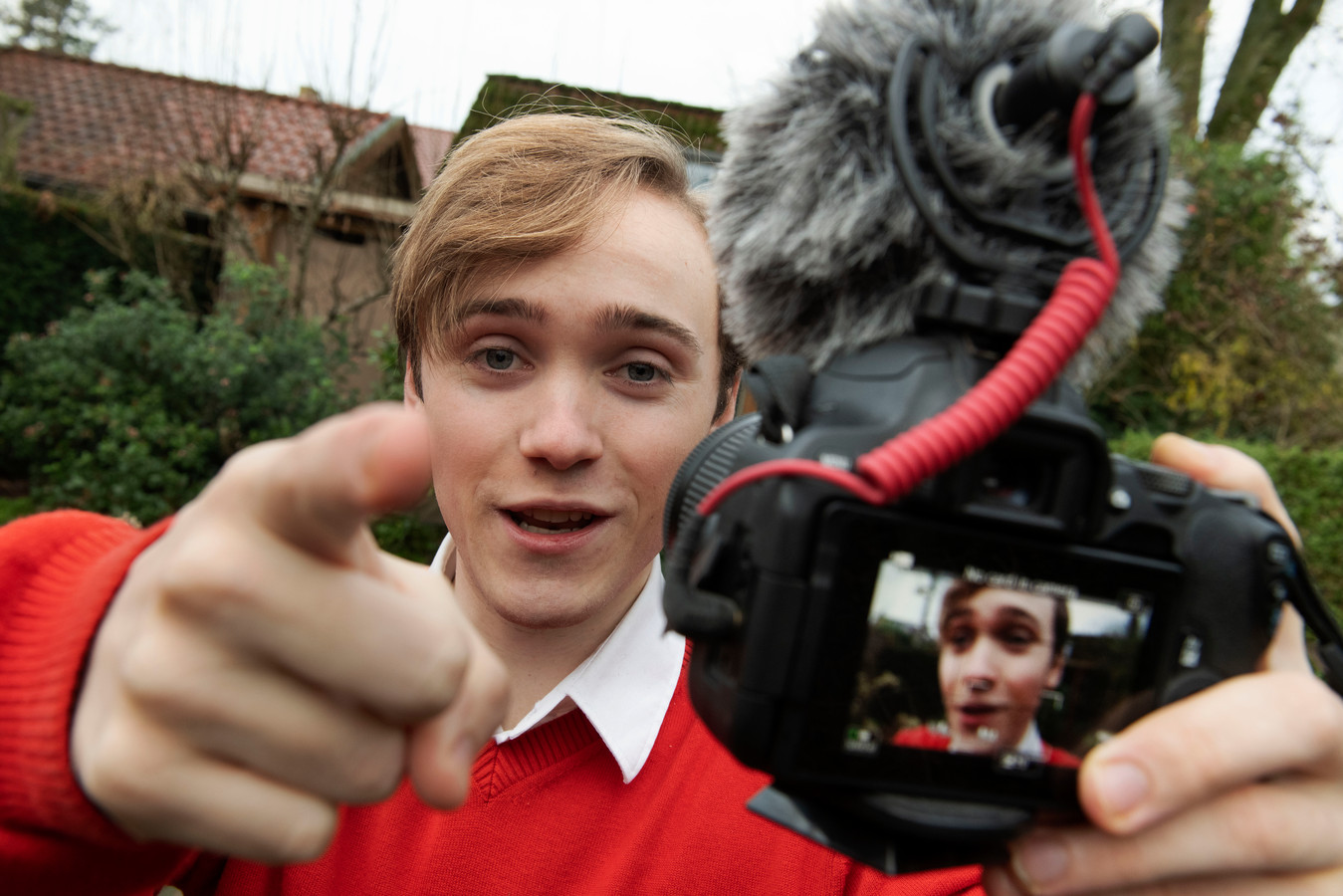 Simon (22) uit Veenendaal heeft 60 duizend volgers op Youtube: 'Als ...