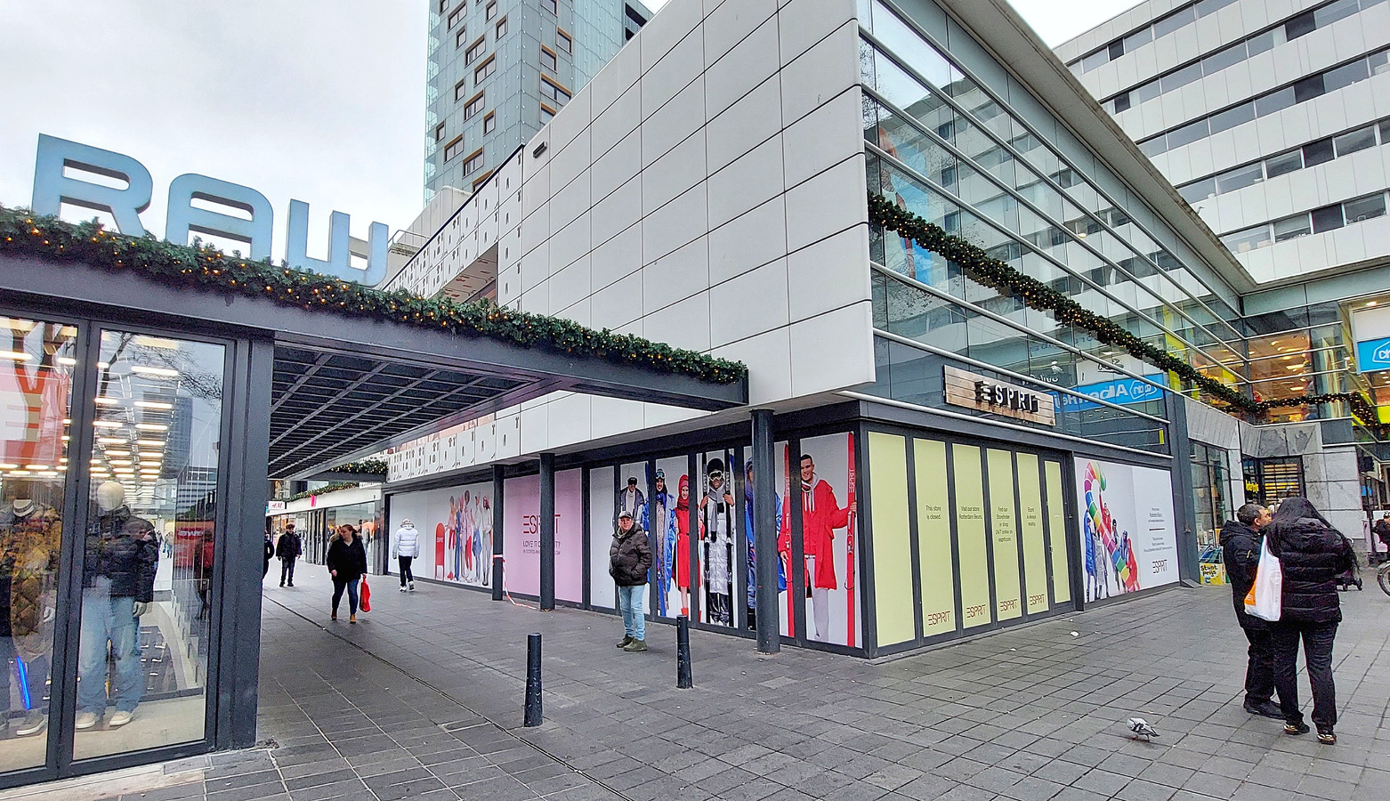 Lege winkels op de Lijnbaan en in de Koopgoot en dat is gek genoeg goed ...