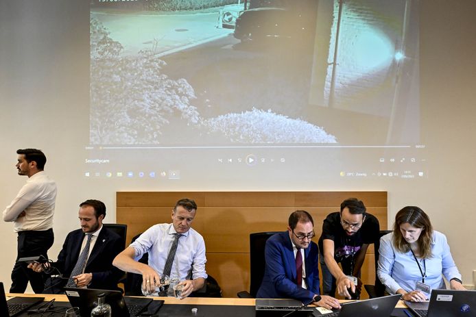 ANALYSE. ‘Pipigate’ geeft aan dat we op koers zitten naar de befaamde ...