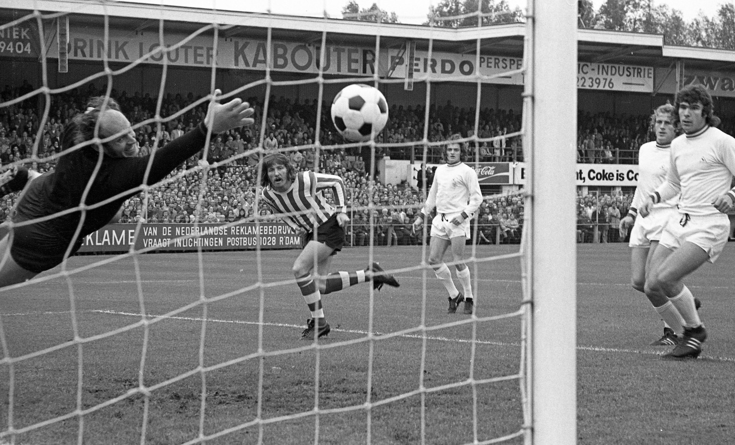 ‘Tien dagen dronken als Sparta van Feyenoord wint’ | Foto | AD.nl