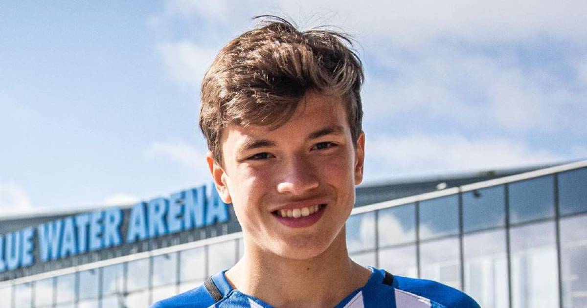 Damián van der Vaart treedt in voetsporen van vader Rafael en tekent eerste contract ...