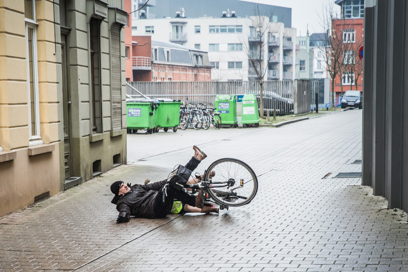 Overal erg glad in Gent: opvallend veel valpartijen met de fiets | Foto ...
