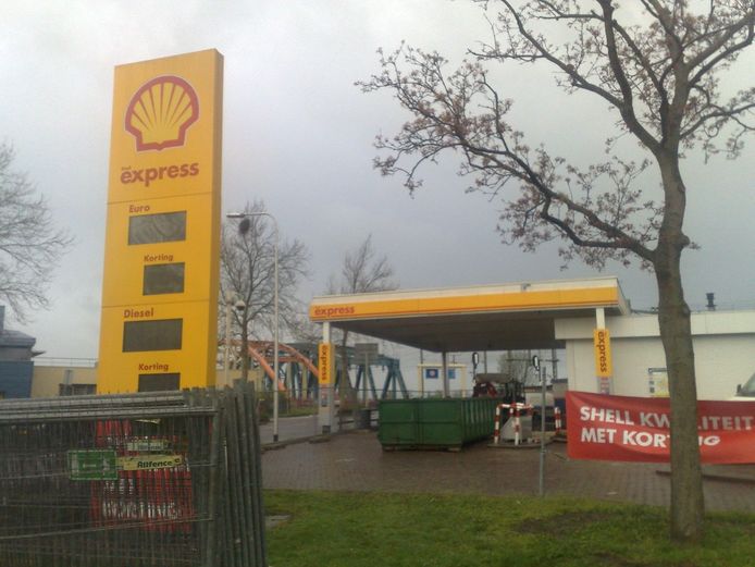 Shell-pomp IJsselbrug lang gesloten | Zutphen | destentor.nl
