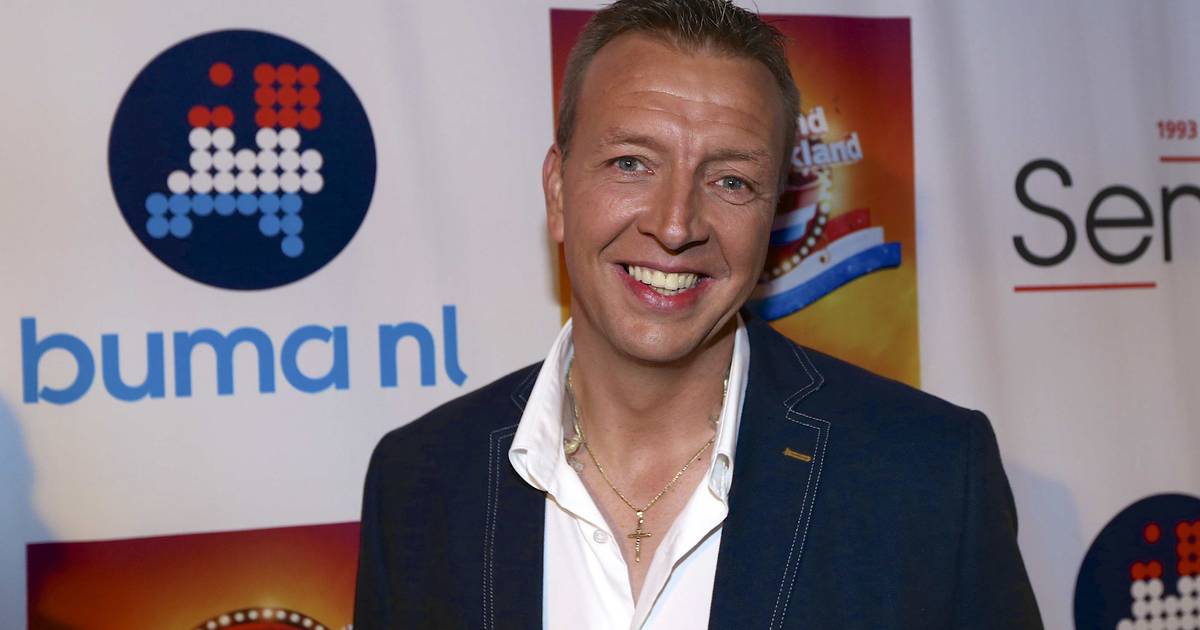 Jannes houdt stand op nummer 1 | Muziek | AD.nl
