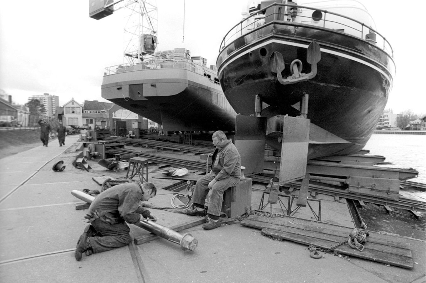 Herontwikkeling scheepswerf kost miljoenen meer door vervuilde grond ...