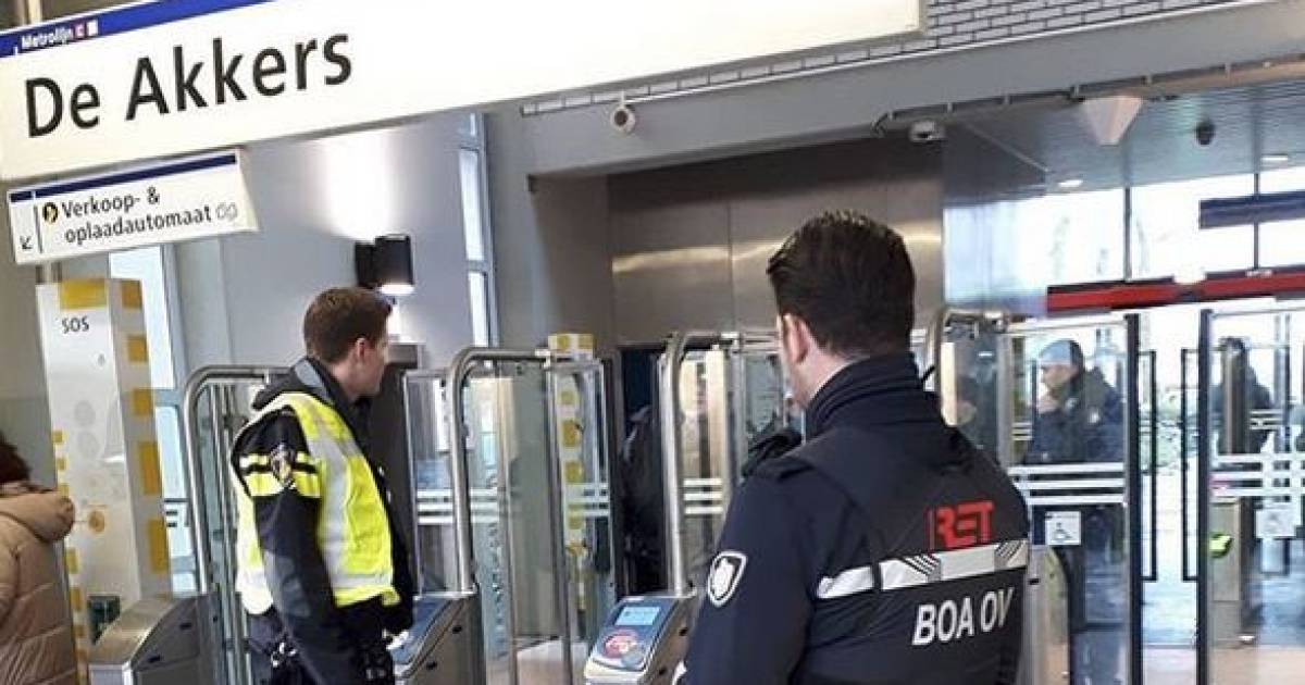 Politie mag half jaar langer preventief fouilleren in Spijkenisse ... Politie mag half jaar langer preventief fouilleren in Spijkenisse ...