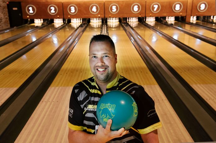 Mark is kampioen bowlen en geeft vijf tips: ‘Mik niet op de kegels ...