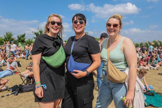 Arctic Monkeys zorgt voor waardige afsluiter, Merol duikt het publiek ...