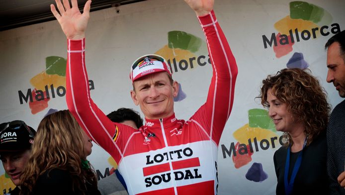 André Greipel dankt neoprof Frederik Frison voor eerste zege van ...