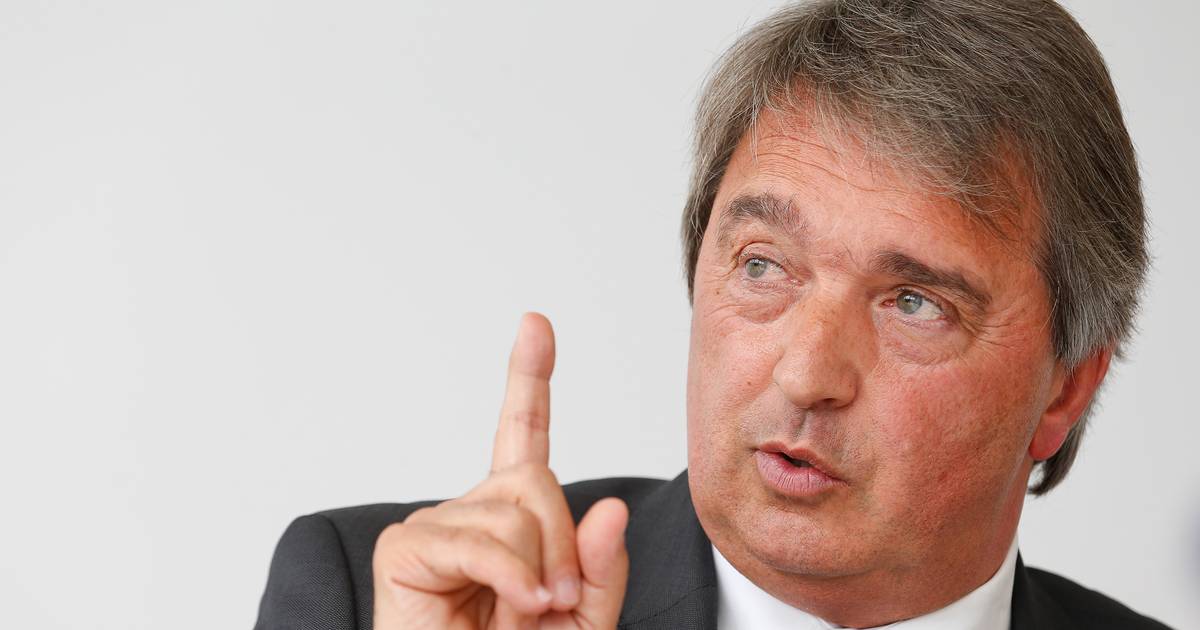 Van Holsbeeck: "Nous attendons de voir comment le projet évolue" | Home ...