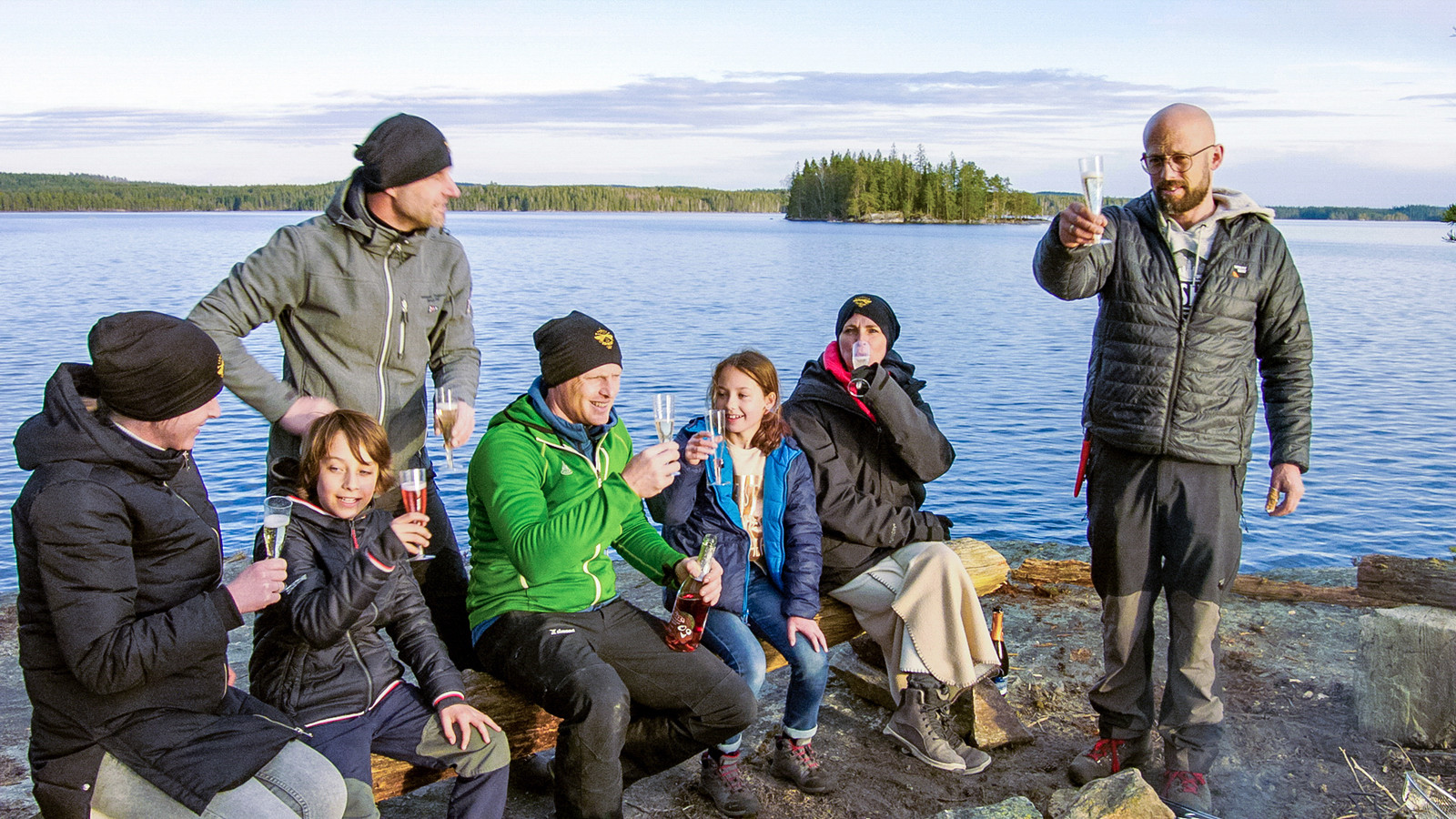 Vanavond op tv: Flight, Camping Coppens en The Twinstitute | Foto | AD.nl