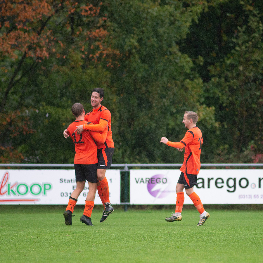 De drie musketiers zijn nog altijd onmisbaar voor Eerbeekse Boys | Foto ...