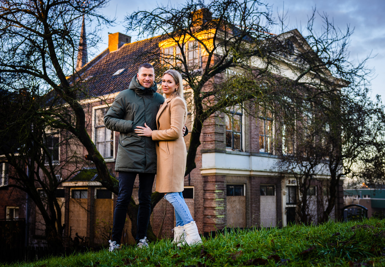 Melvin en Melissa gaan vervallen oude raadhuis opknappen: ‘Een ...