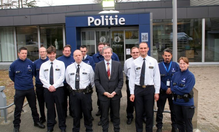 Nieuwe website en indeling voor wijkpolitie | Sint-Niklaas | Regio | HLN