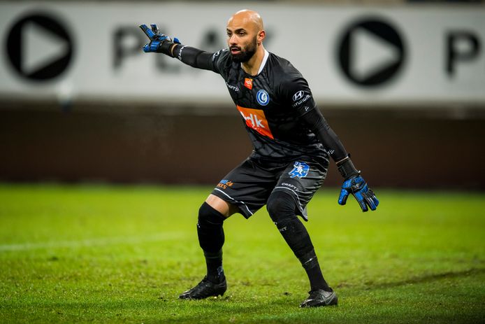 Sinan Bolat haalt weer zijn topniveau, is terug bij Turkije en... de ...