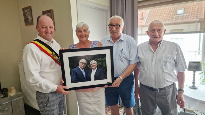 Gouden feest voor Daniël en Linda | Eeklo | hln.be