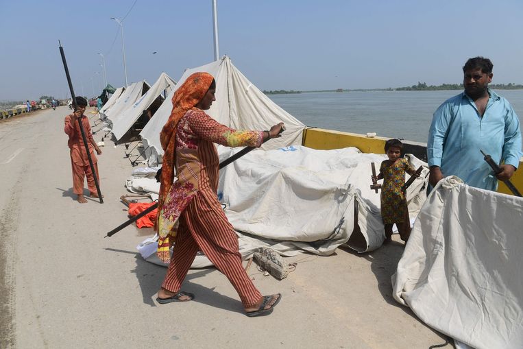 Watersnood treft 33 miljoen Pakistanen, hongersnood dreigt | Trouw