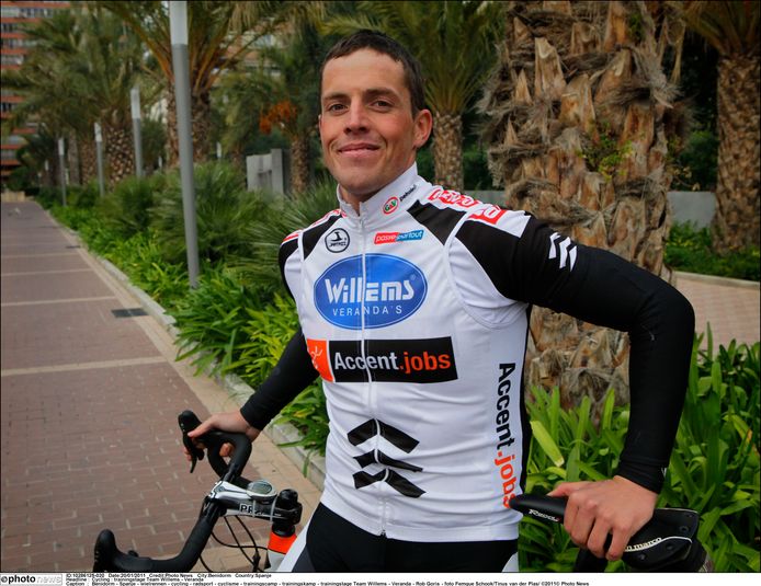 Exact 10 jaar geleden overleed wielrenner Rob Goris onverwacht in zijn ...