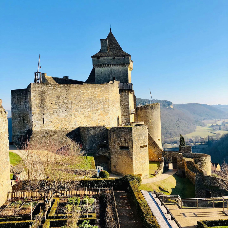 “Eerst een kasteel, maar dan toch maar een hotel”: Ruud en Jan genieten ...