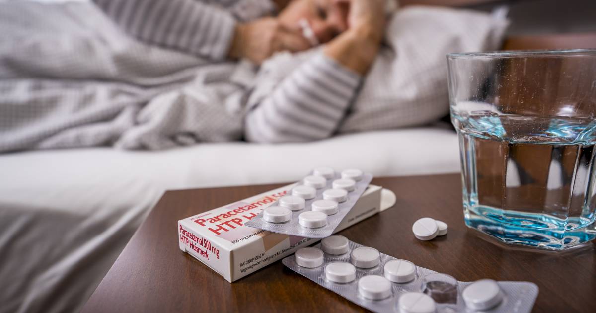 Snotteren, hoesten en koorts: het aantal Nederlanders met griepklachten ...