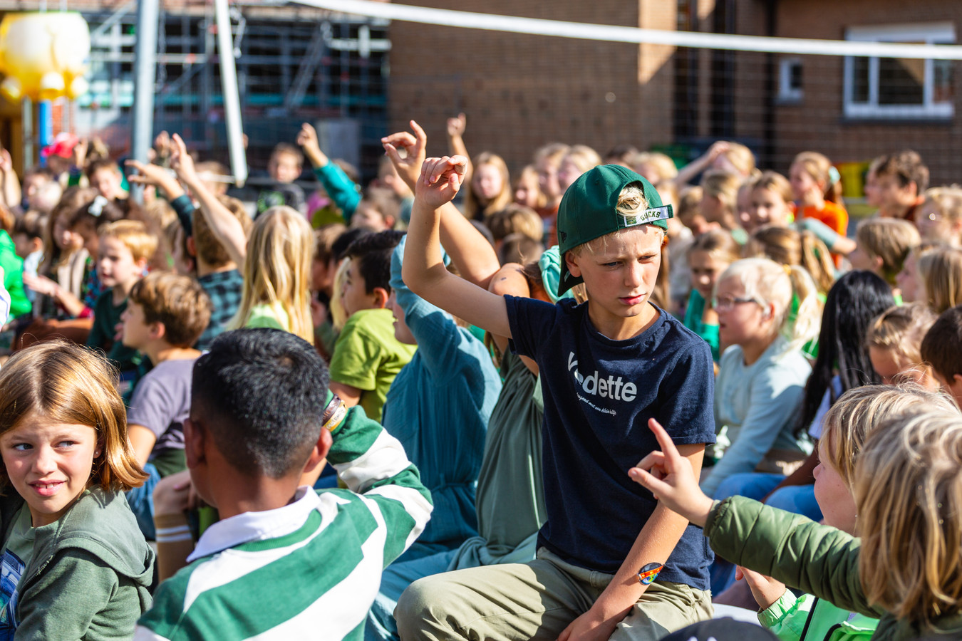 IN BEELD. Sint-Luciaschool gaat 740 vierkante meter ontharden: “Meer ...