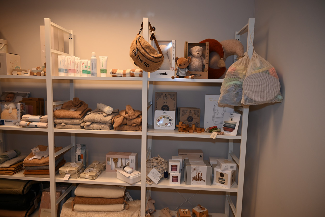 NET OPEN. Julie (35) geeft hippe baby- en kinderwinkel Petites Jubelles ...