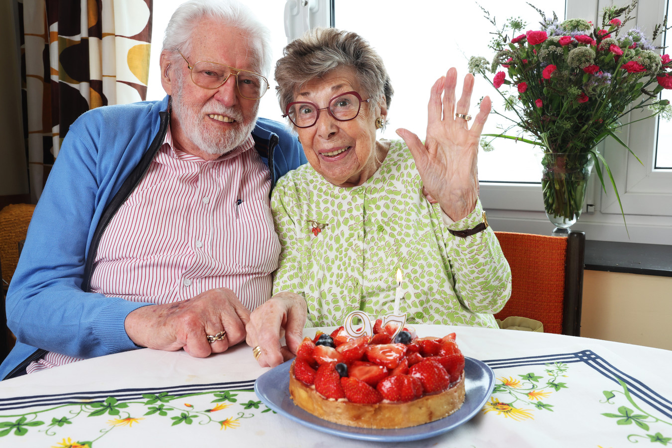 “Ik zou twee nieuwe knieën moeten krijgen, maar zie de operatie niet ...