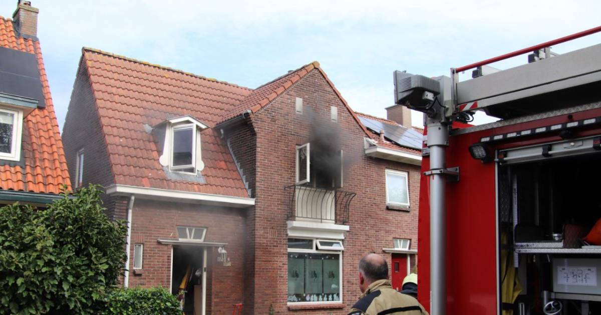 Brand in Zwolse woning zorgt voor veel rook: bewoner naar het ...