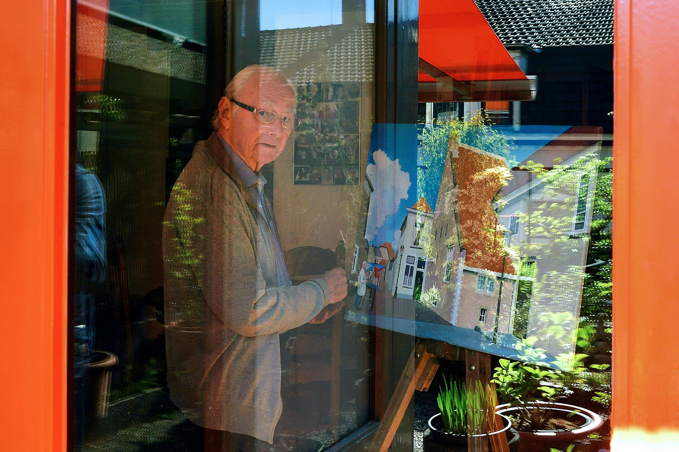 Echtpaar ontmoet elkaar achter glas: ‘De kusjes komen wel weer’ | Foto ...