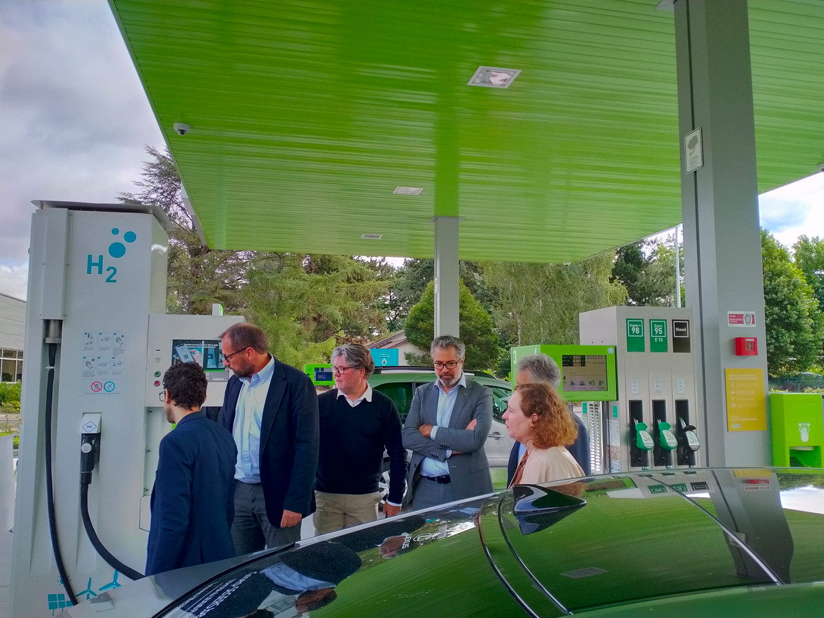 DATS 24 opent eerste waterstoftankstation in Leuven | Foto | hln.be DATS 24 opent eerste waterstoftankstation in Leuven | Foto | hln.be
