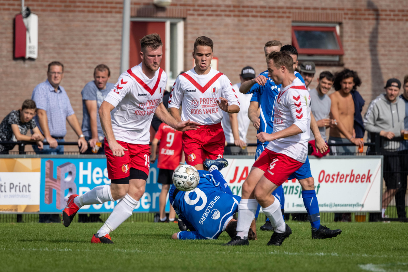 RKHVV 1 en 2 op voor dubbelslag in laatste pouleduel, GVA uitgeschakeld ...