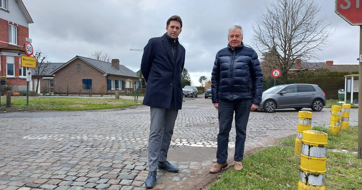 Na 17 jaar talmen komt er dit jaar eindelijk een rondpunt op kruispunt ...