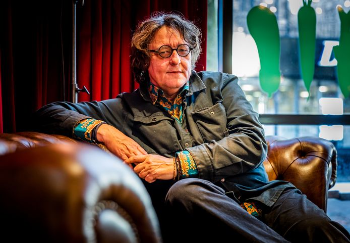 Kees Thies is na ruim tien jaar nog lang niet klaar als columnist: ‘Al ...