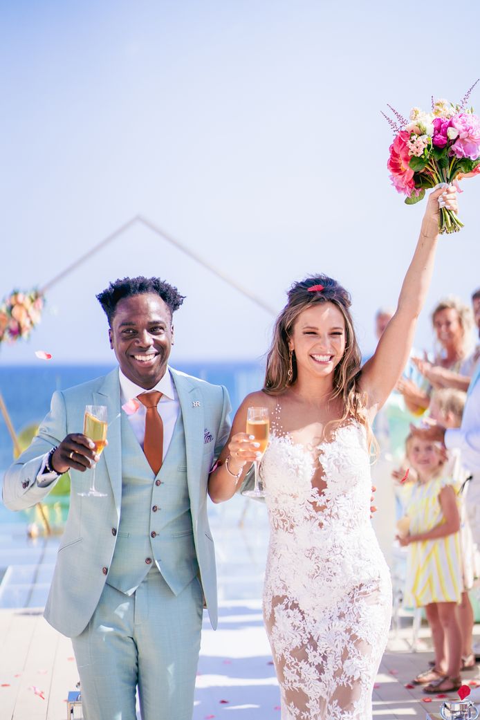 Koen Wauters trouwde ‘So You Think You Can Dance’-vrienden op Ibiza ...