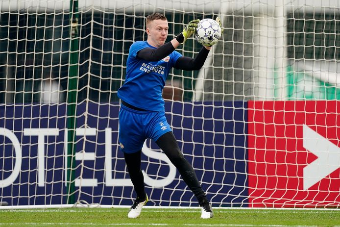 Keeper Yanick van Osch na 14 maanden blessureleed klaar voor rentree ...