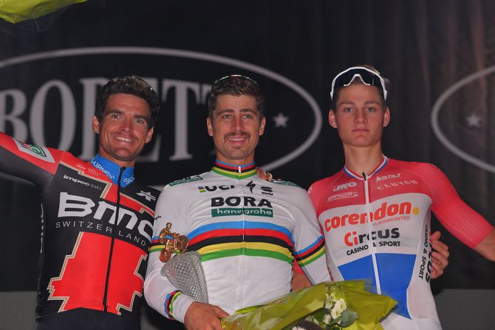 KOERS KORT 02/08. Sagan wint in Herentals en kruipt achter de ...