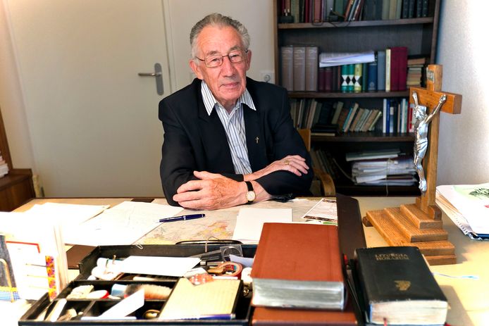 Oud-pastoor Jan Bakker (1926-2024) voelde zich een echte ‘Zurriker ...